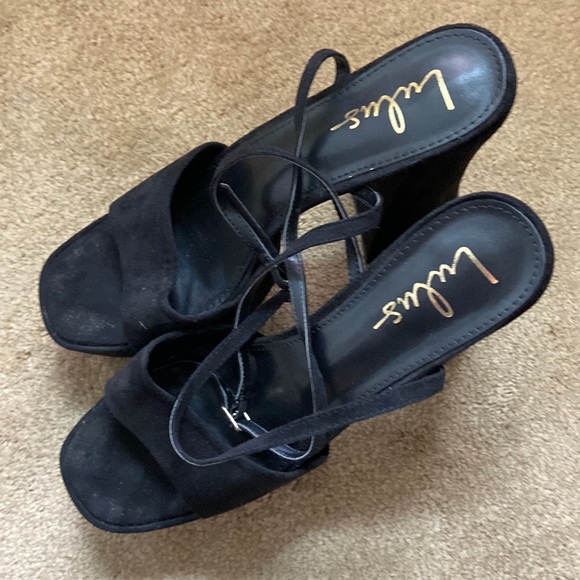 Lulus | Shoes | Lulus Suede Platform Sandals | Poshmark